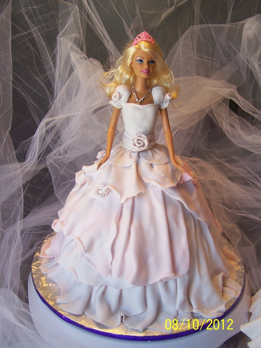 Twin Barbies For Twin 5 Year Olds CakeCentral