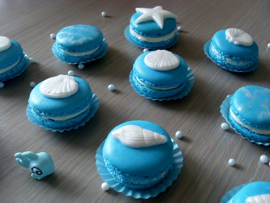 Seashell Macarons - CakeCentral.com
