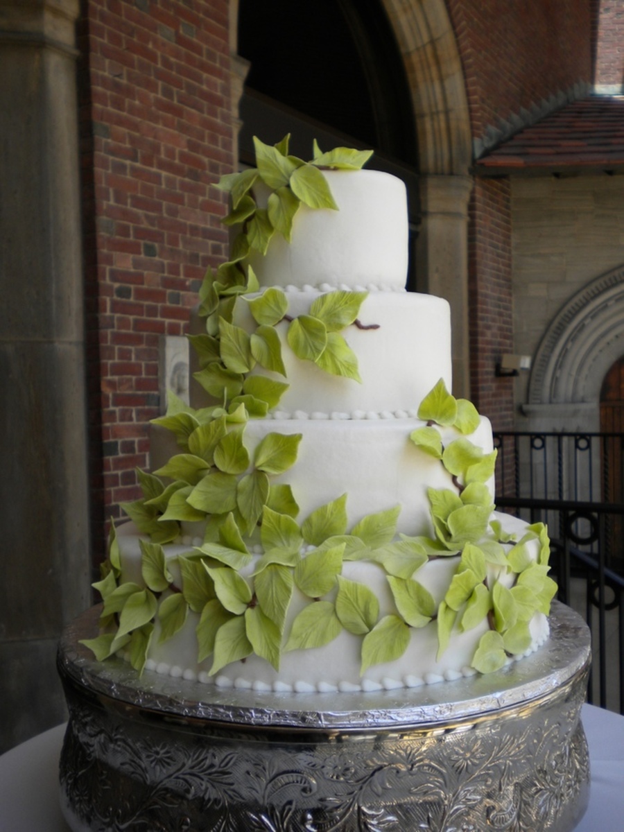 Top Vines & Leaves Cakes - CakeCentral.com