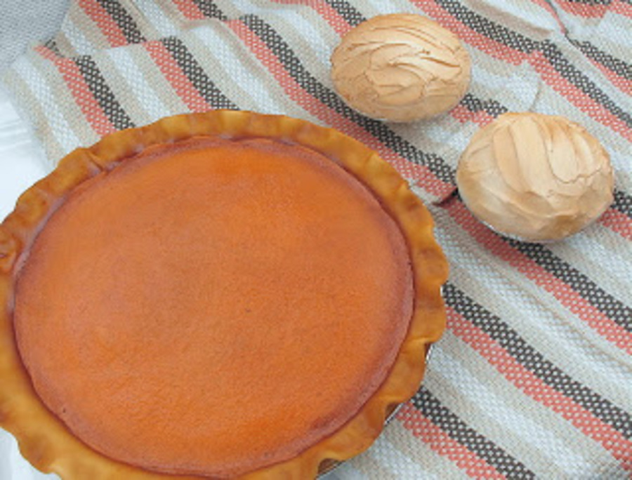 How to Make a Pumpkin Pie Cake - CakeCentral.com