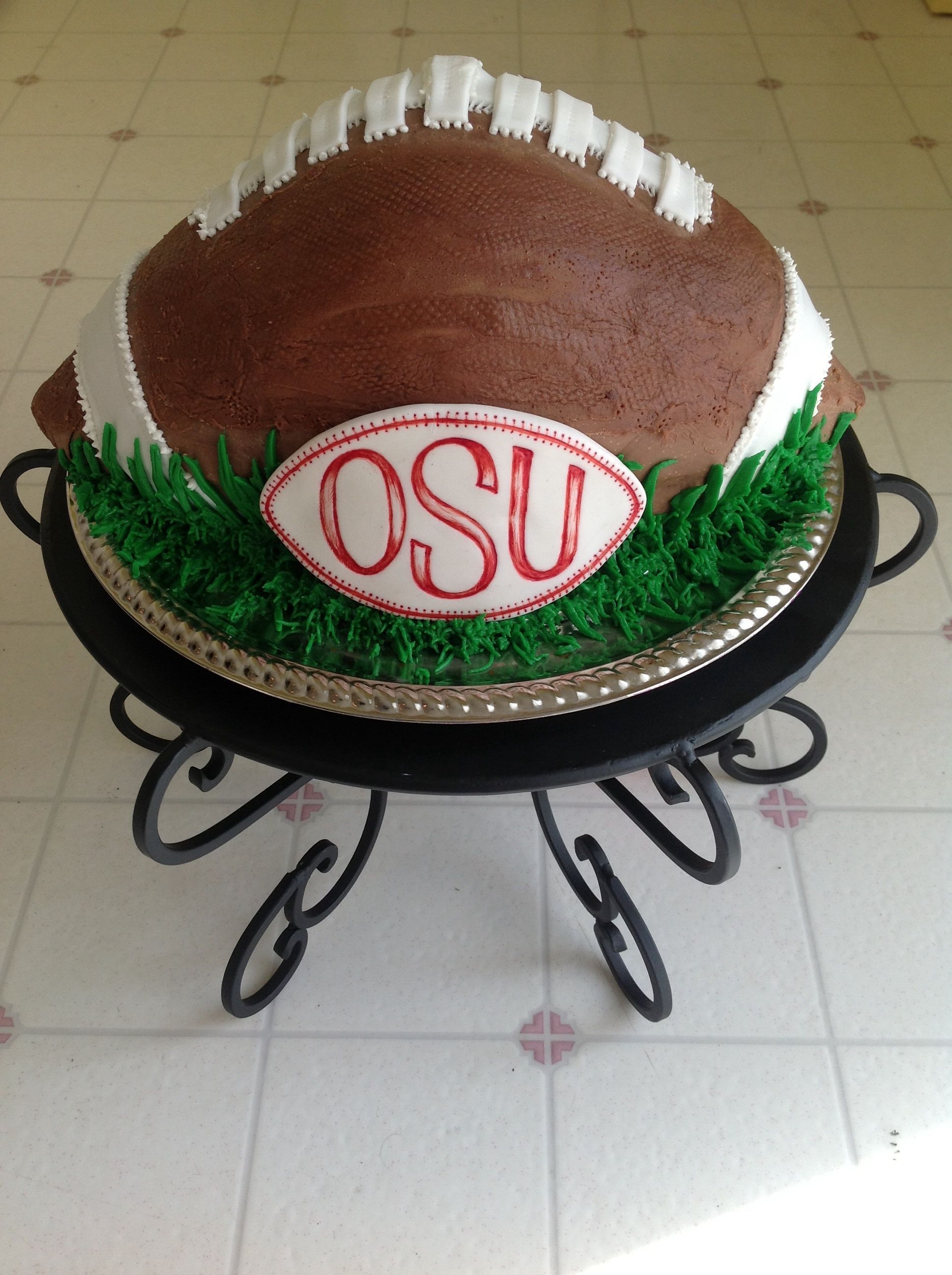 Queen Anne's Lace Cakes 1St Birthday Cakes - CakeCentral.com