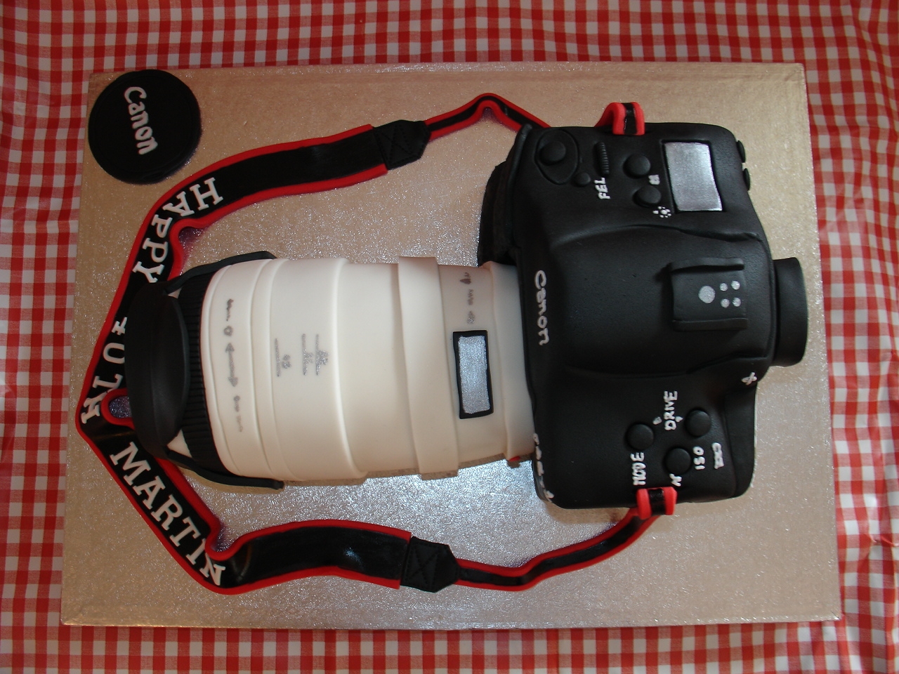 Canon Camera Fondant Cake - CakeCentral.com