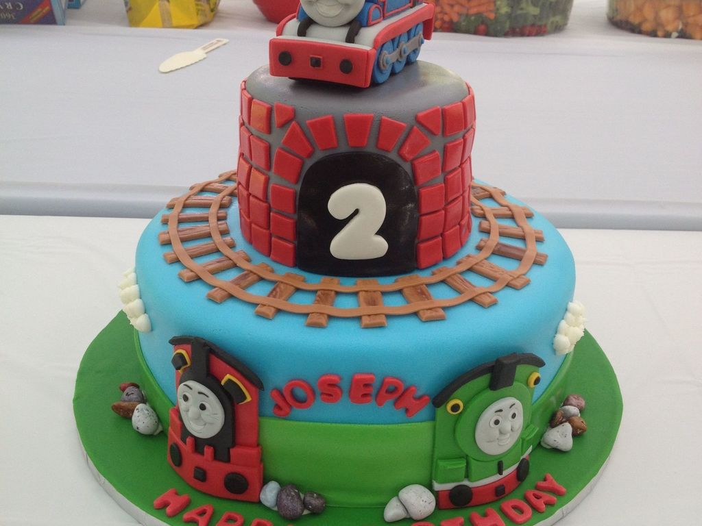 Fondant Thomas The Train Cake