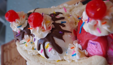 Banana Split Cake - CakeCentral.com