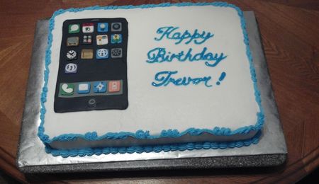 Iphone Cake - CakeCentral.com