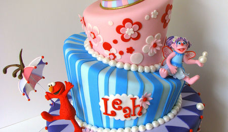 "on Top Of The World" Retirement Cake! - CakeCentral.com