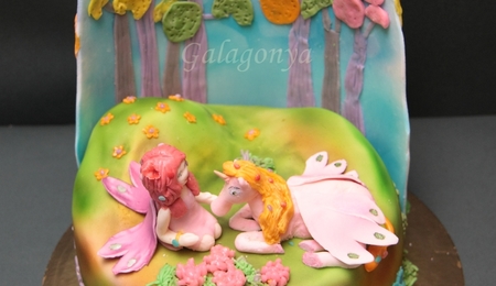 Mia And Me Cake - CakeCentral.com