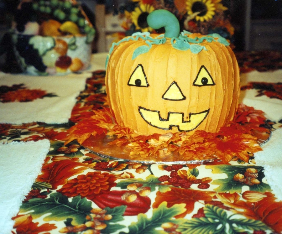 Jack-O-Lantern - CakeCentral.com