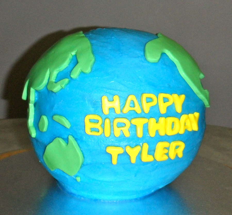 World Globe - CakeCentral.com