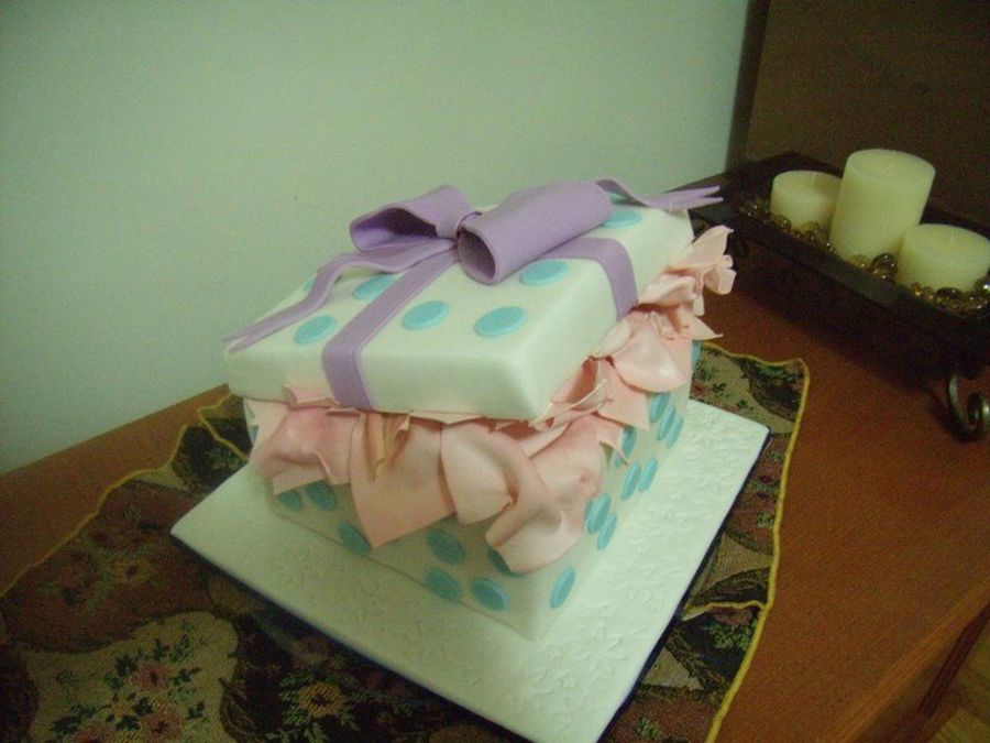 Tissue Box - CakeCentral.com