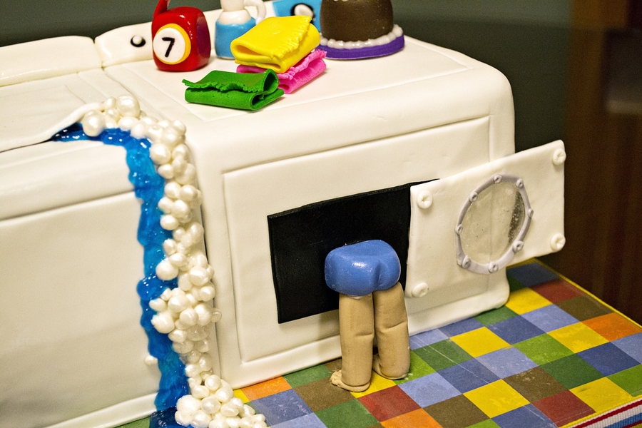 Laundry Lover - CakeCentral.com