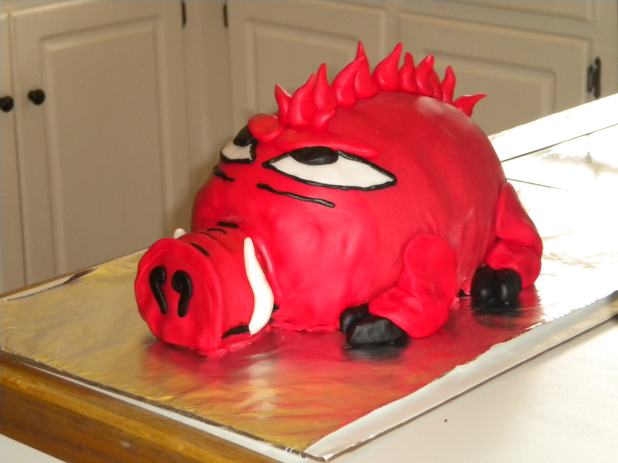 Arkansas Razorback Groom's Cake - CakeCentral.com
