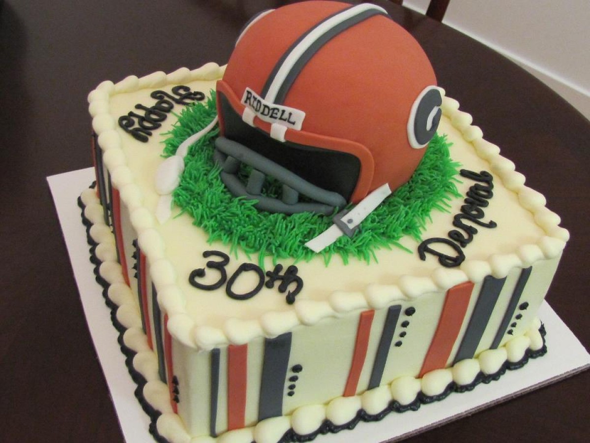 Laila Cake - CakeCentral.com