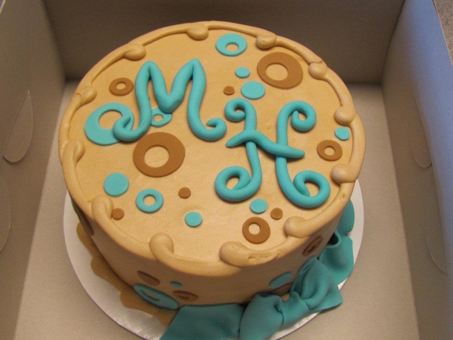 8" Round With Monogram - CakeCentral.com