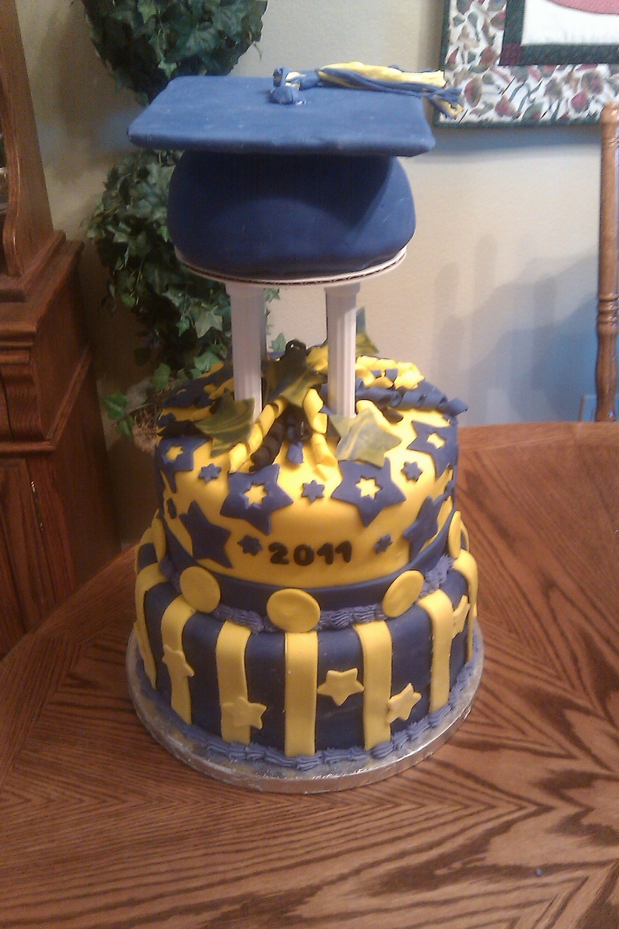 Grad Cake - CakeCentral.com