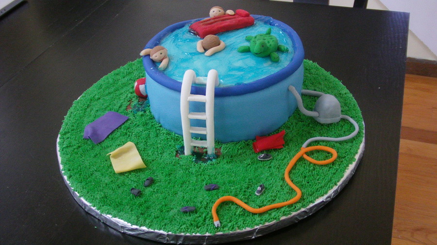 Pool - CakeCentral.com