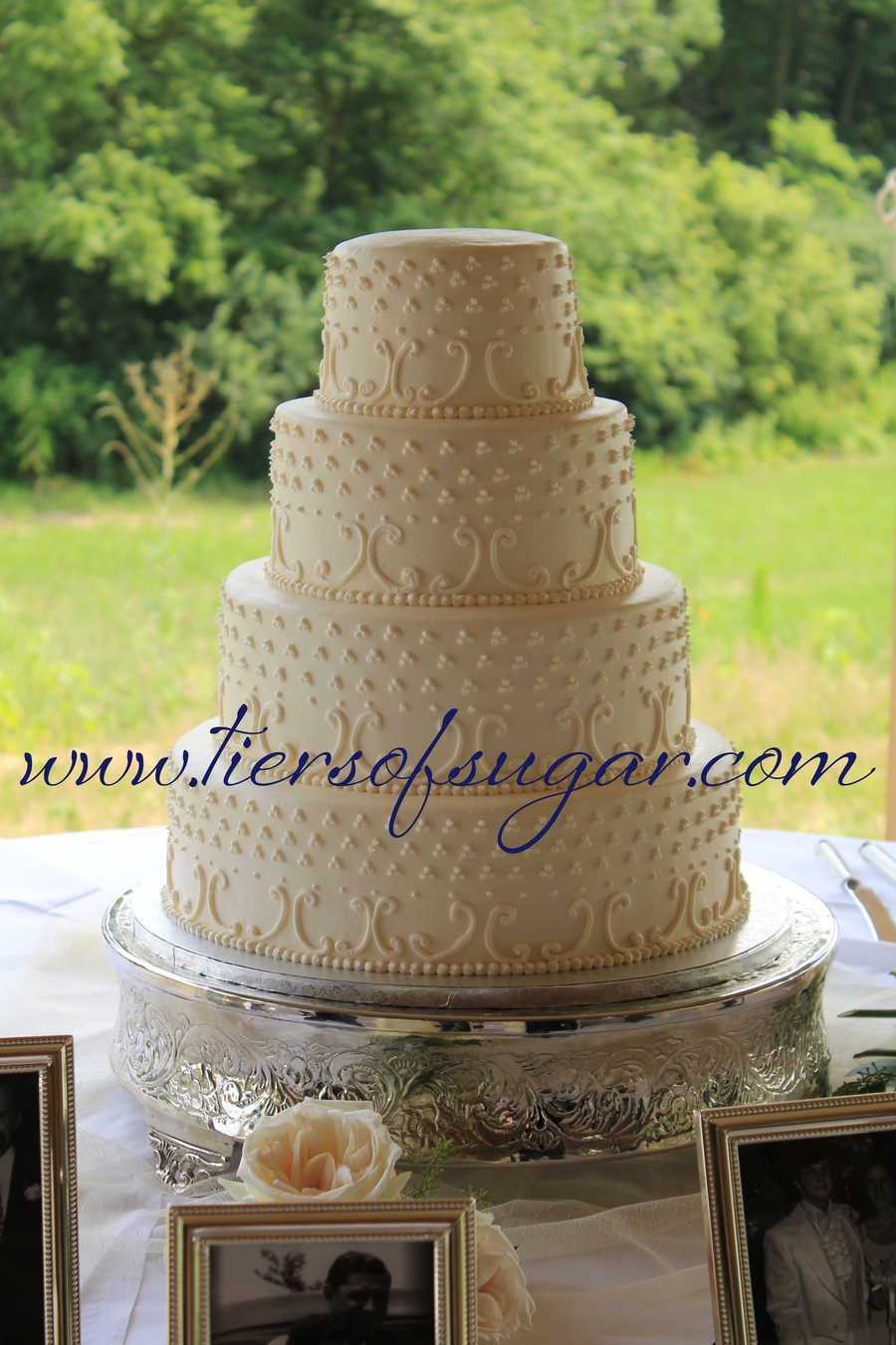 Wedding Scrolls - CakeCentral.com