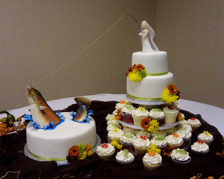 Bride's Big Catch - CakeCentral.com