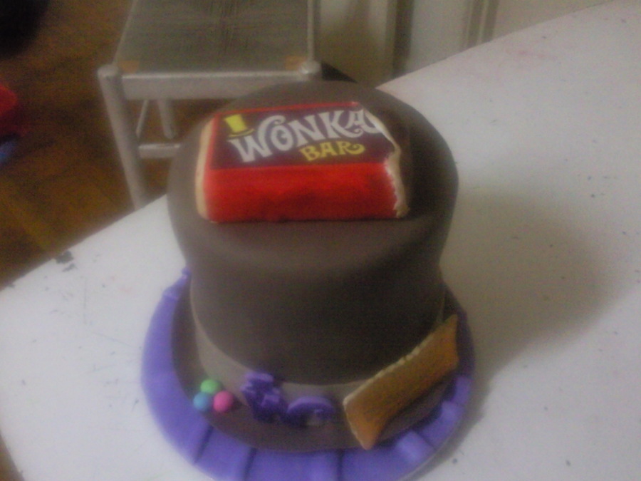 Willy Wonka's Hat - CakeCentral.com