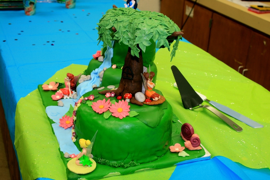 Pixie Hollow Birthday Cake - CakeCentral.com