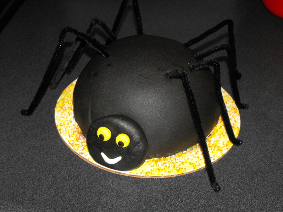 Spider - CakeCentral.com