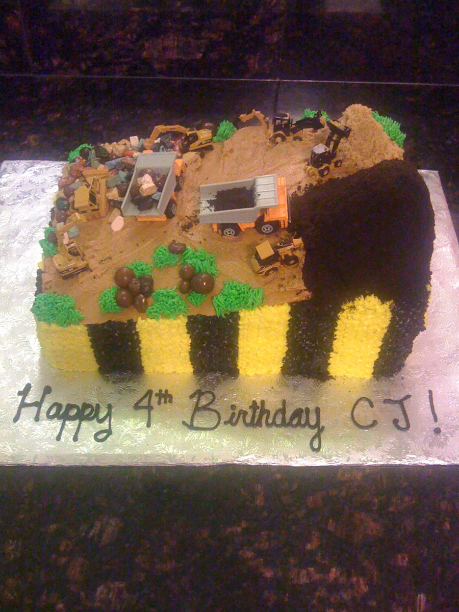 Construction Cake - CakeCentral.com