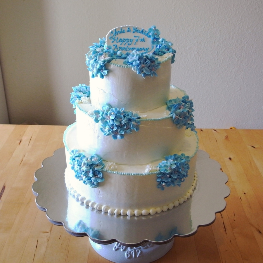Blue Hydrangea Cake - CakeCentral.com
