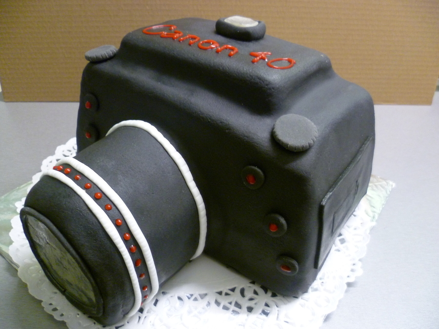 Black Camera - CakeCentral.com