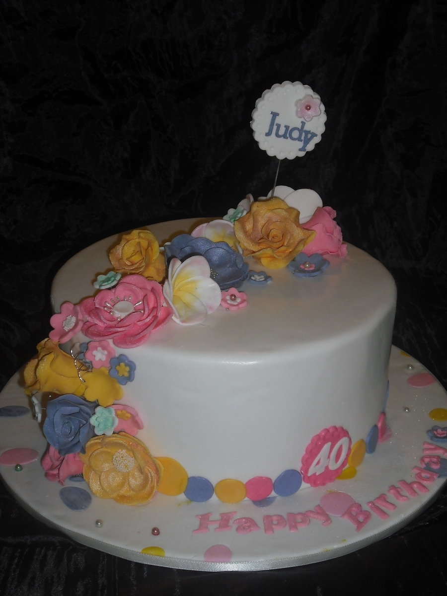 Judy's 40Th - CakeCentral.com