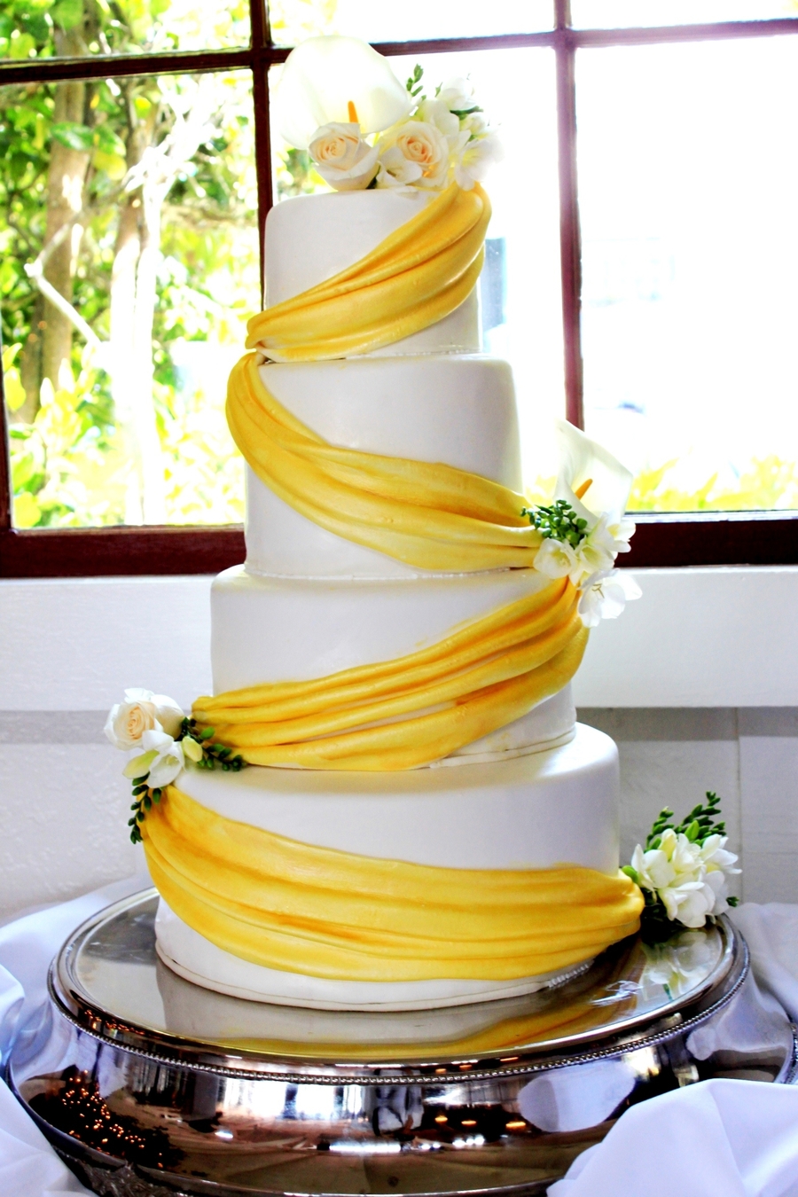 Calla And Drape Wc - CakeCentral.com