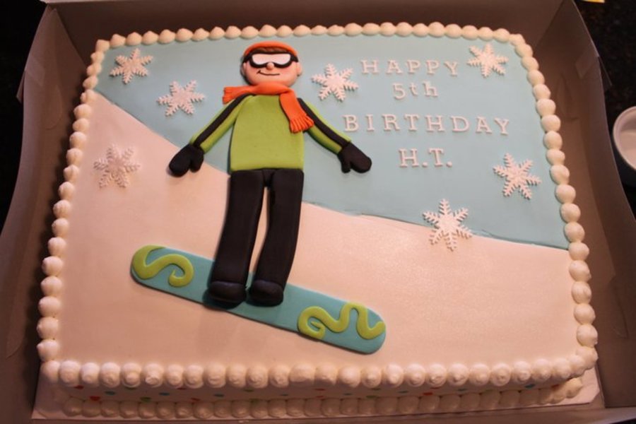 Snowboarding Cake - CakeCentral.com