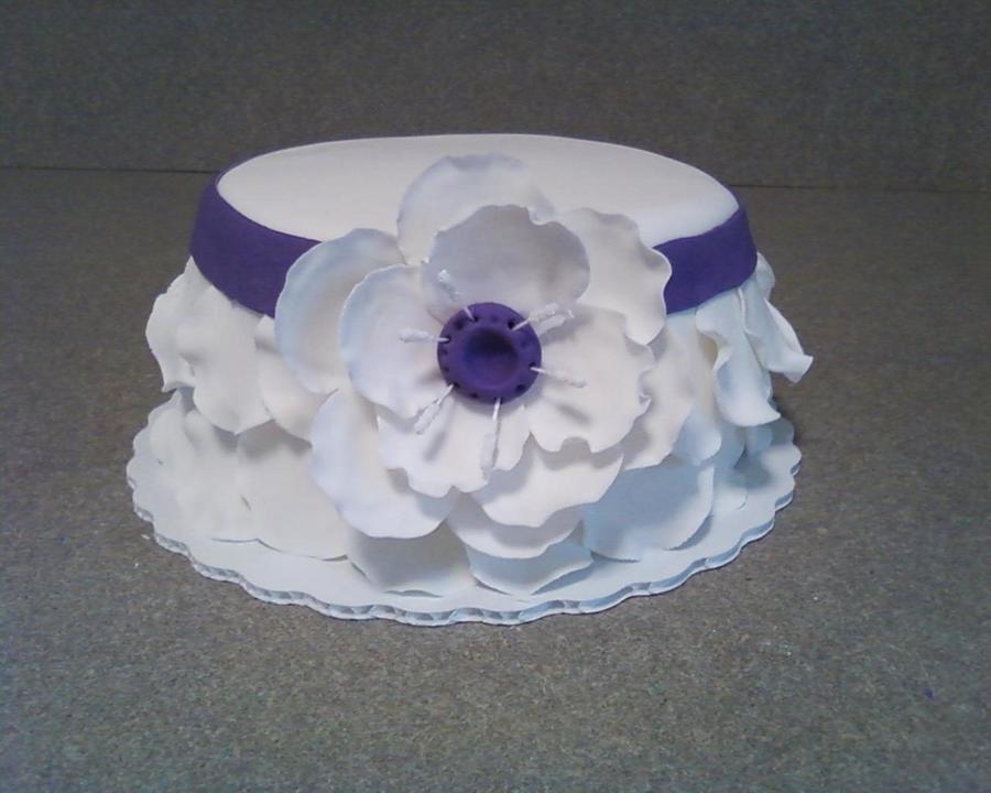 Simple Ruffle & Flower Cake - CakeCentral.com