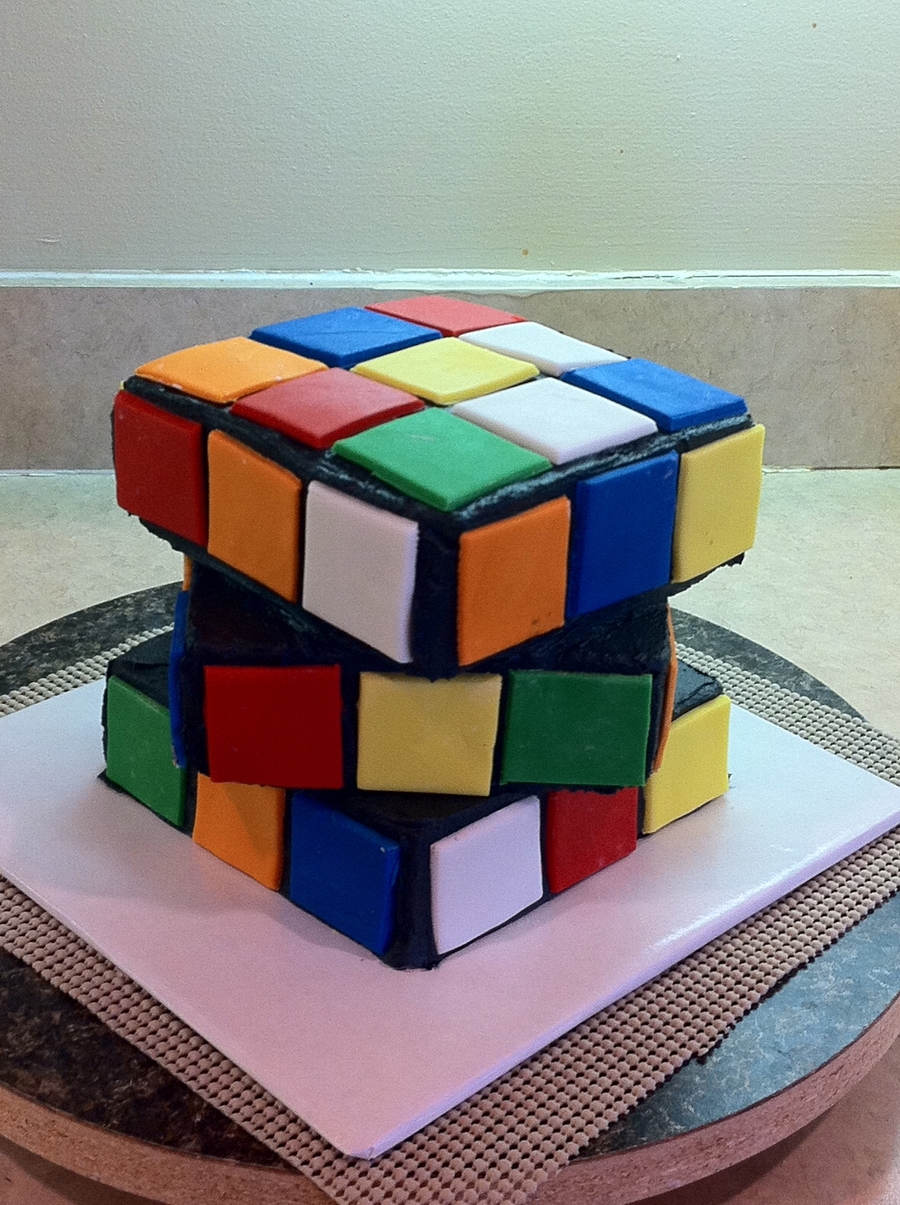 Rubiks Cube - CakeCentral.com