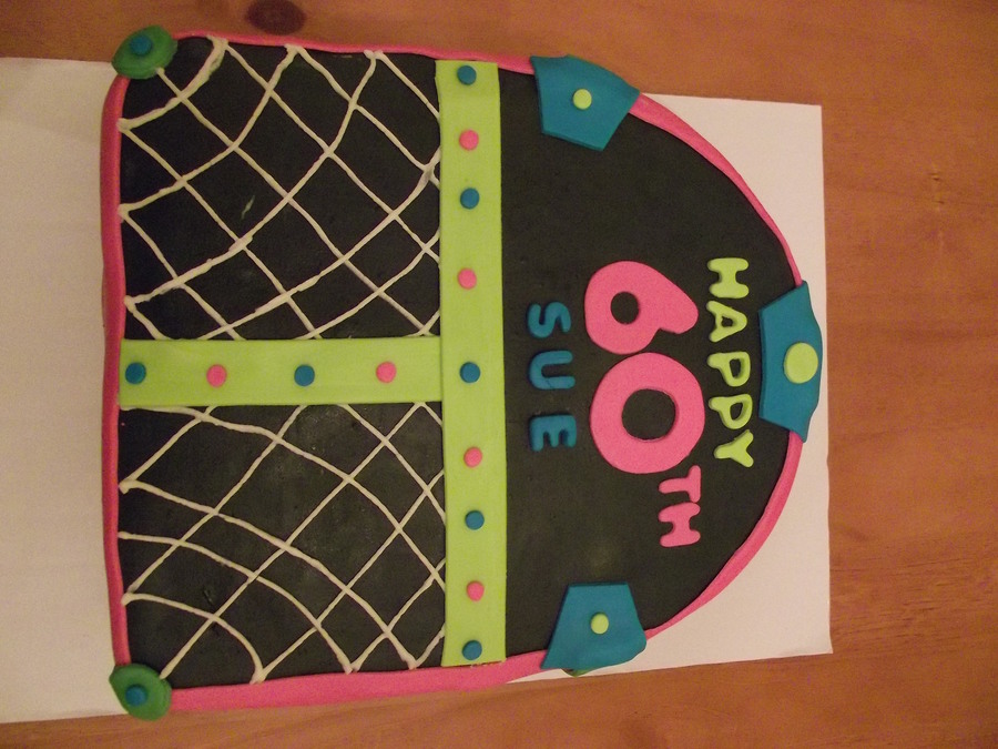 Jukebox Cake - CakeCentral.com