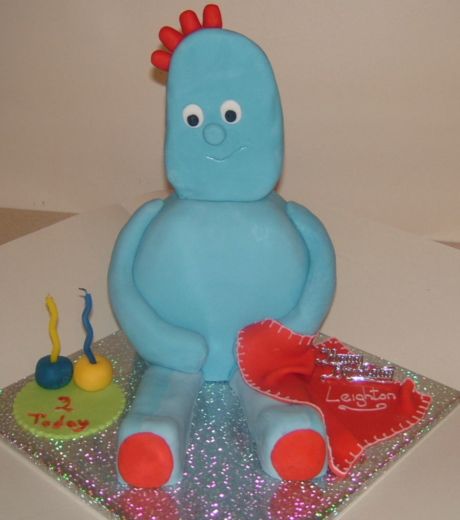 Iggle Piggle - CakeCentral.com