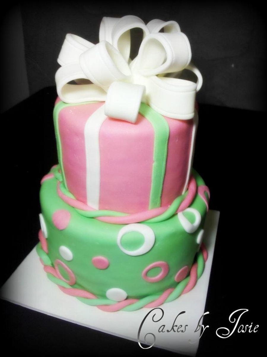 Birthday Present Cake - CakeCentral.com