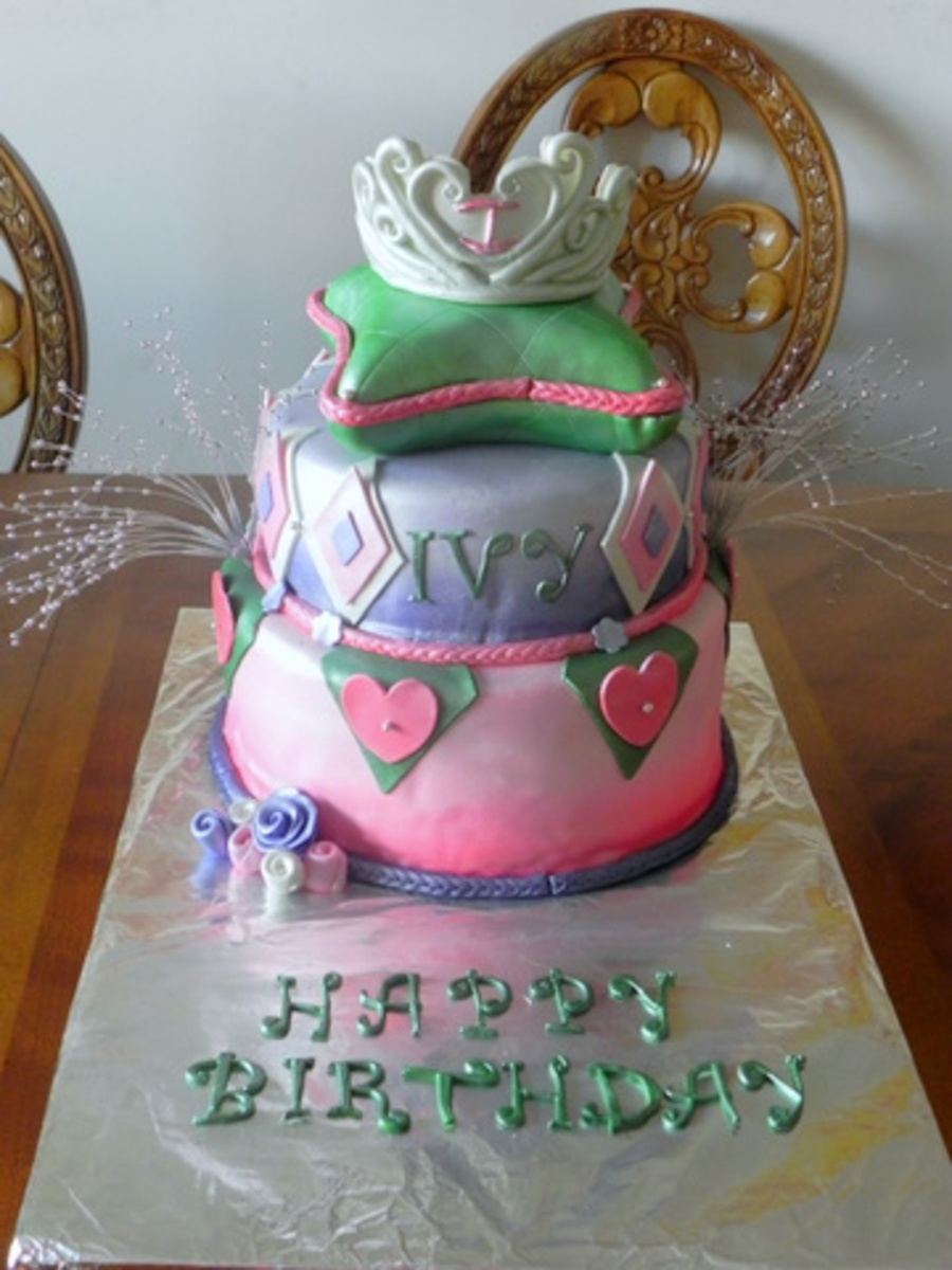 Tiara Cake - CakeCentral.com