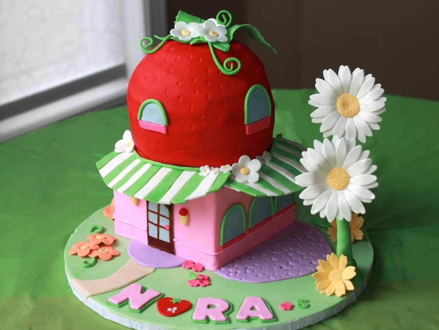 Berry Bitty Cafe - CakeCentral.com