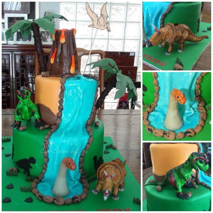 Dinosaurs - CakeCentral.com
