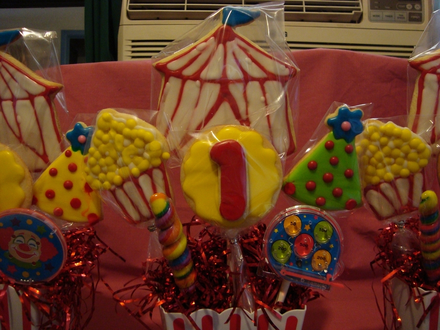 Circus Theme Cookies/bouquets - CakeCentral.com