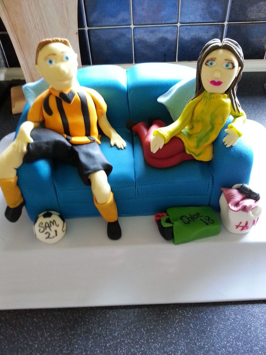 Figures On A Sofa - CakeCentral.com