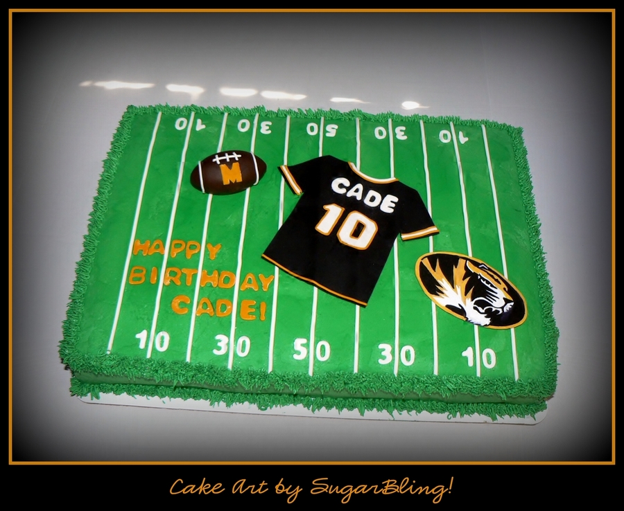 Mizzou Football Cake - CakeCentral.com