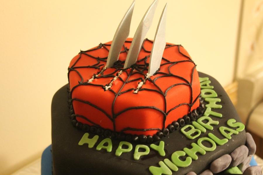 Marvel Superheros - CakeCentral.com