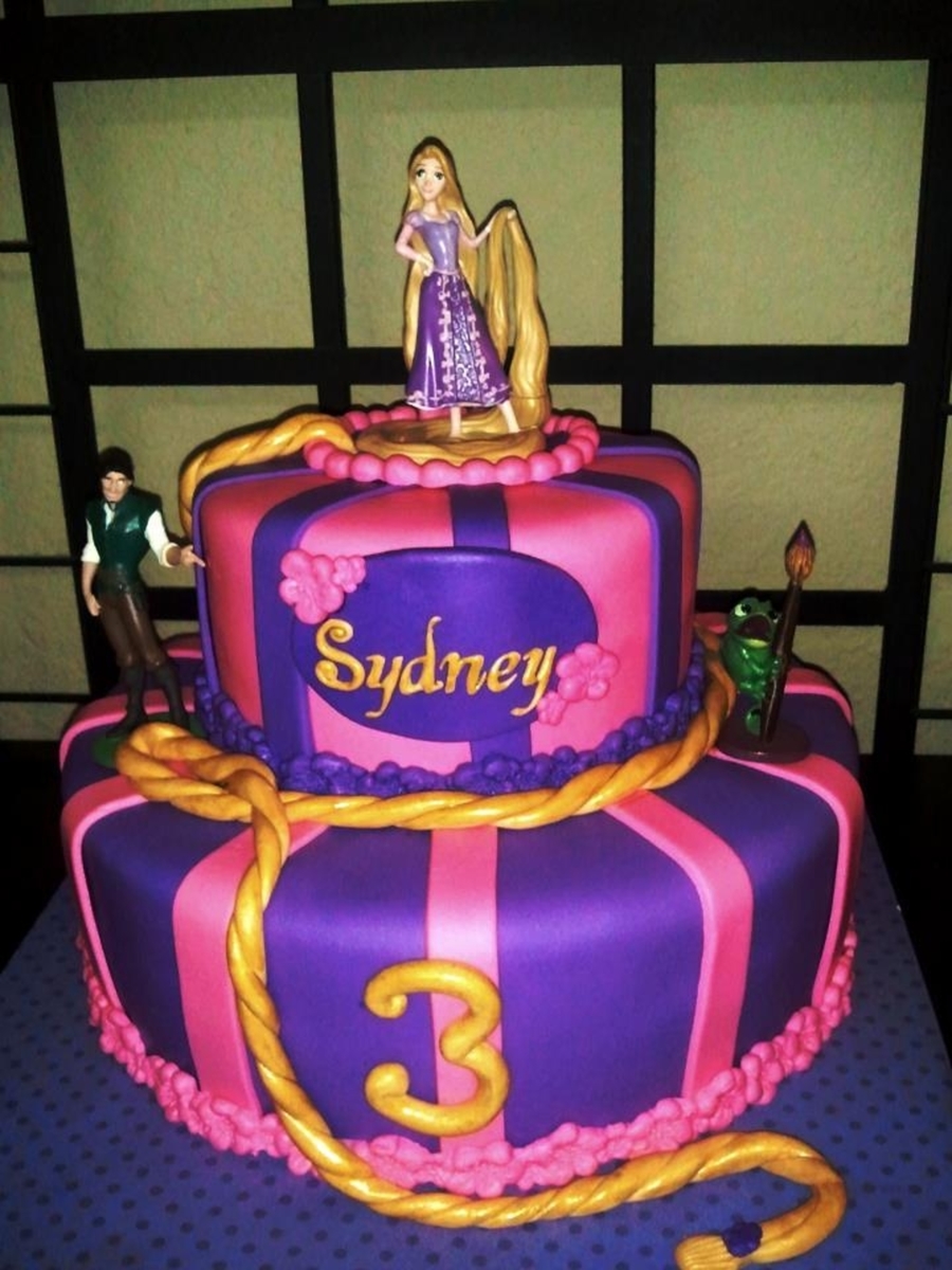 Tangled...again - CakeCentral.com