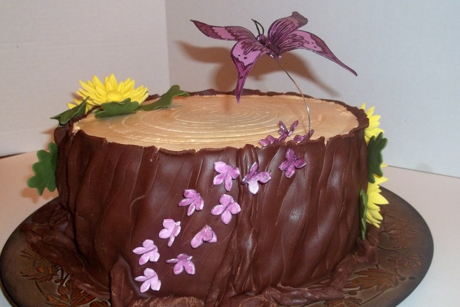 Tree Stump Cake - CakeCentral.com