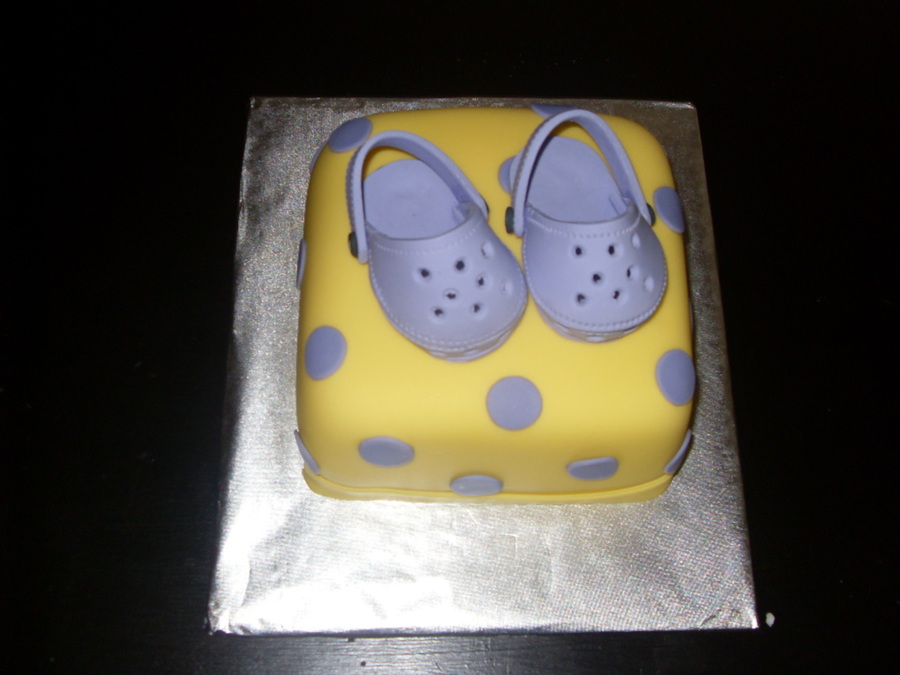 Crocs - CakeCentral.com