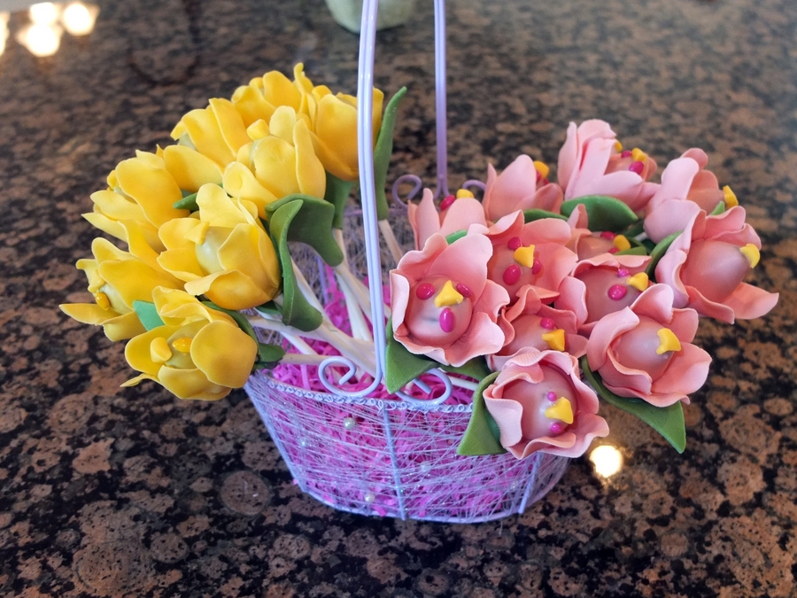 Spring Tulip Cake Pops - CakeCentral.com