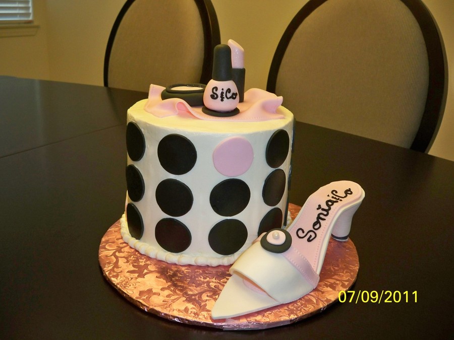 Diva Birthday - CakeCentral.com