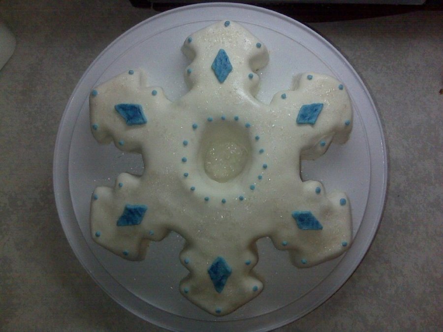 Snowflake - CakeCentral.com
