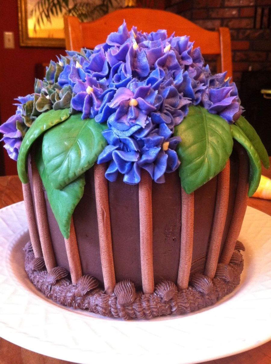 Hydrangea Cake - CakeCentral.com